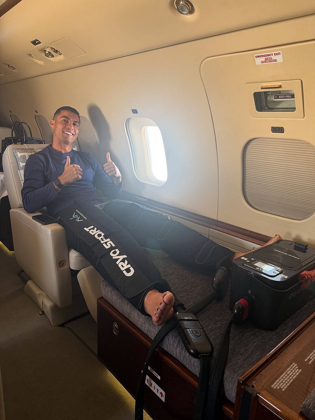 Christiano Ronaldo Paints His Toenails Black; Here's Why