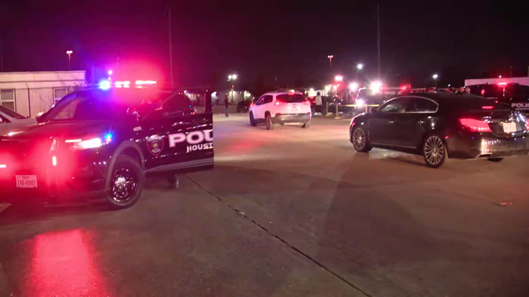 Barnett Stadium: Yates, Madison game canceled after students rushed the ...