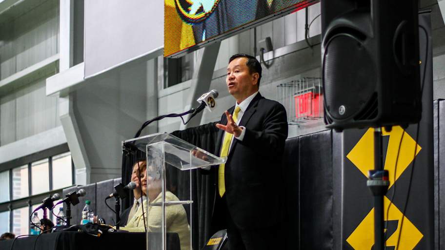 Mizzou Coaches React to Mun Choi Extension: The Buzz