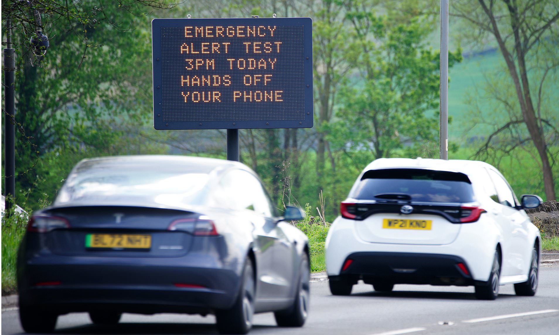 Every driver must do this to avoid fines and points on their licence ...