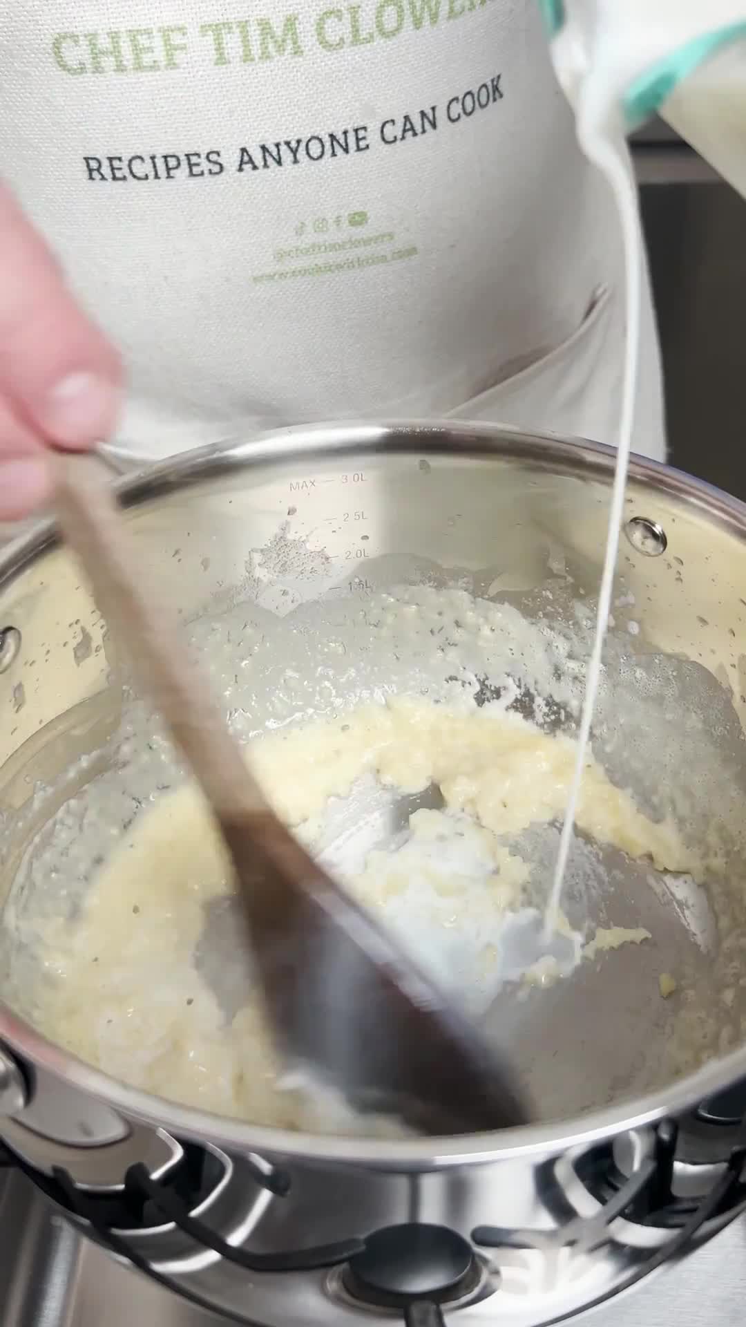 Easy chicken tetrazzini casserole | Comfort food for dinner