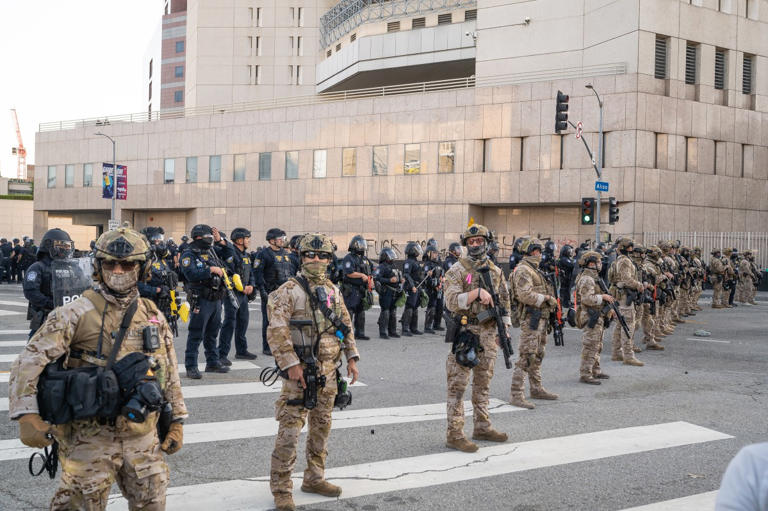 D.C. National Guard Units to Begin Carrying Weapons