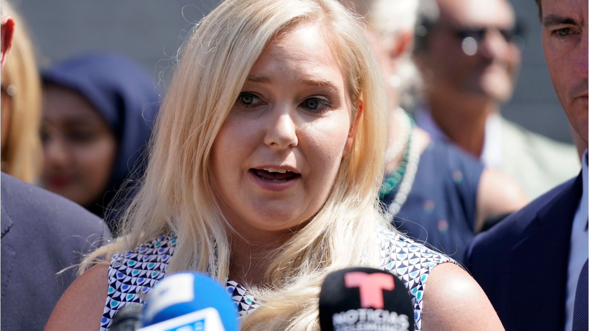 Virginia Giuffre's Posthumous Memoir Reveals New Details on Epstein and ...