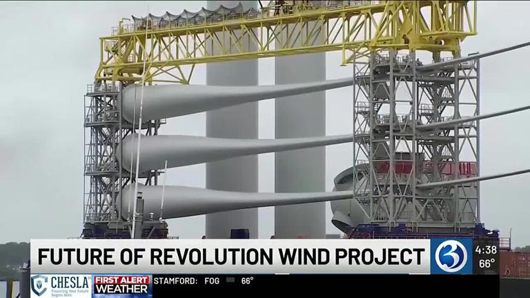 Gov. Lamont speaks out against federal halt on Revolution Wind Project