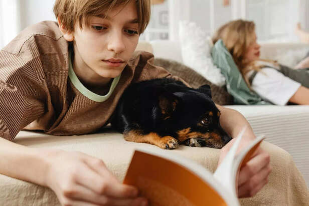 Pets in Playtime: How Imaginative Games Strengthen Child & Pet Bonds