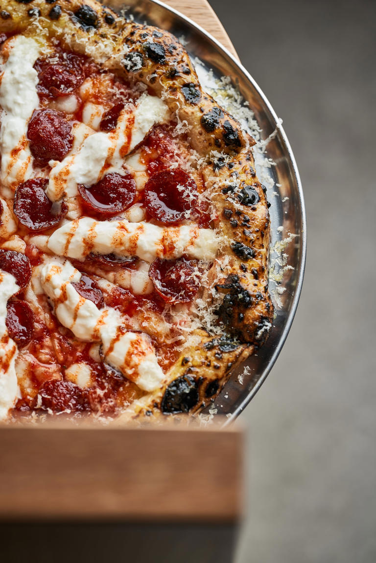 Blu Pizzeria review: Dubai’s viral restaurant lands in Abu Dhabi, but ...