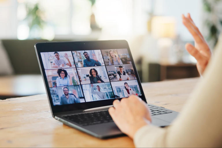 Four in 10 Gen Z employees want to work in the office because they feel ...