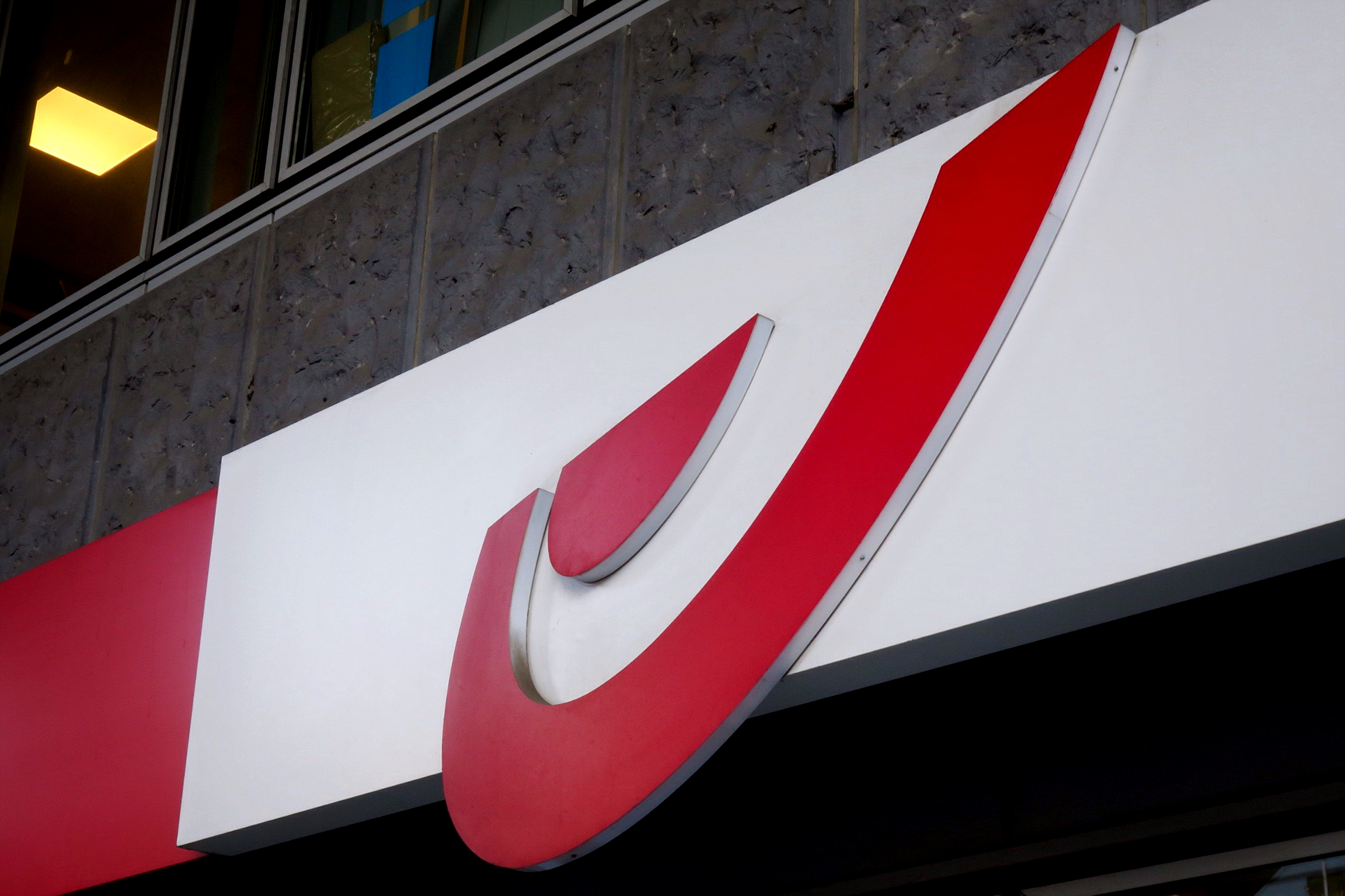 Bpost émet de nouveaux timbres-poste permanents à l'effigie du roi Philippe