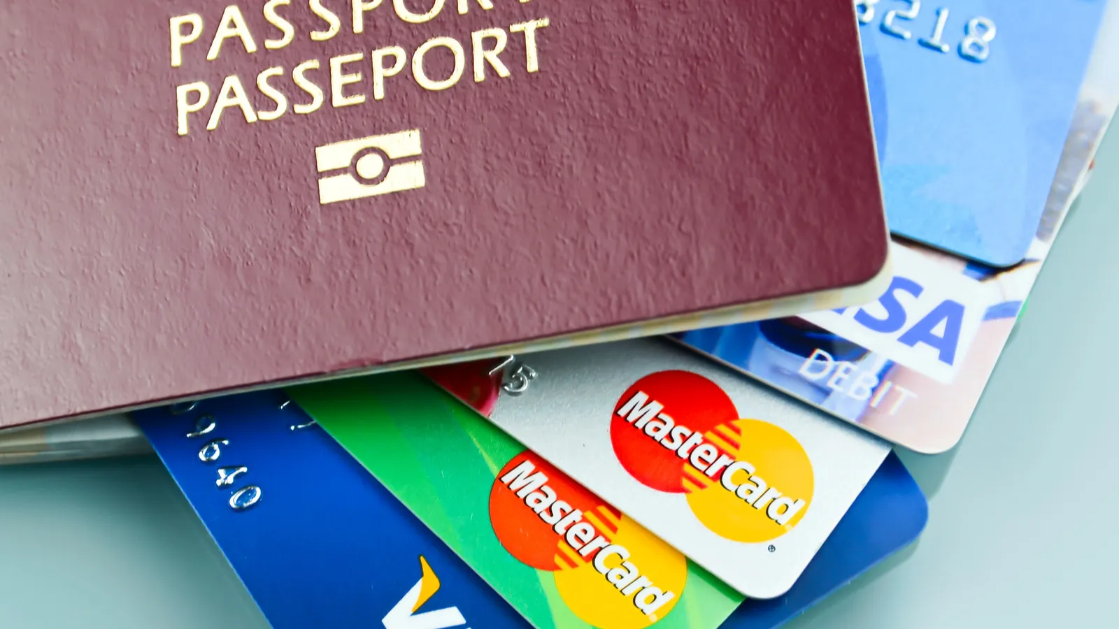 Looking for travel perks? These are August 2025’s best credit cards