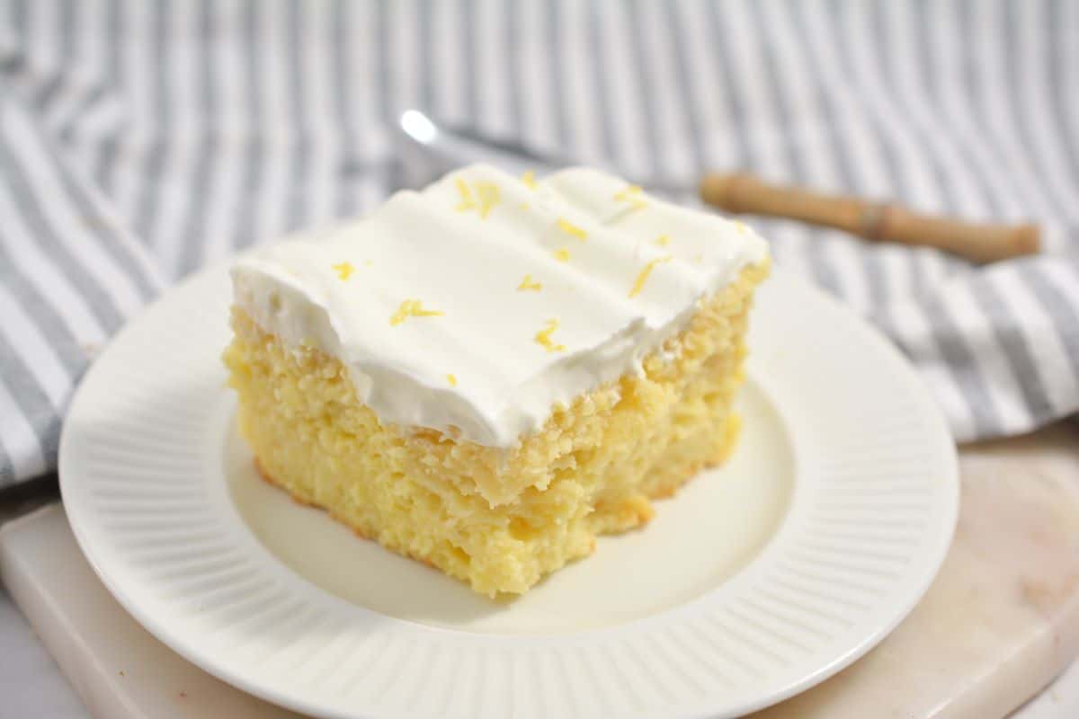 11 Low Carb Lemon Treats That Deserve Better Than a Paper Plate