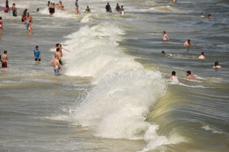 Ocean City update: Surfing allowed swimming still banned after Erin