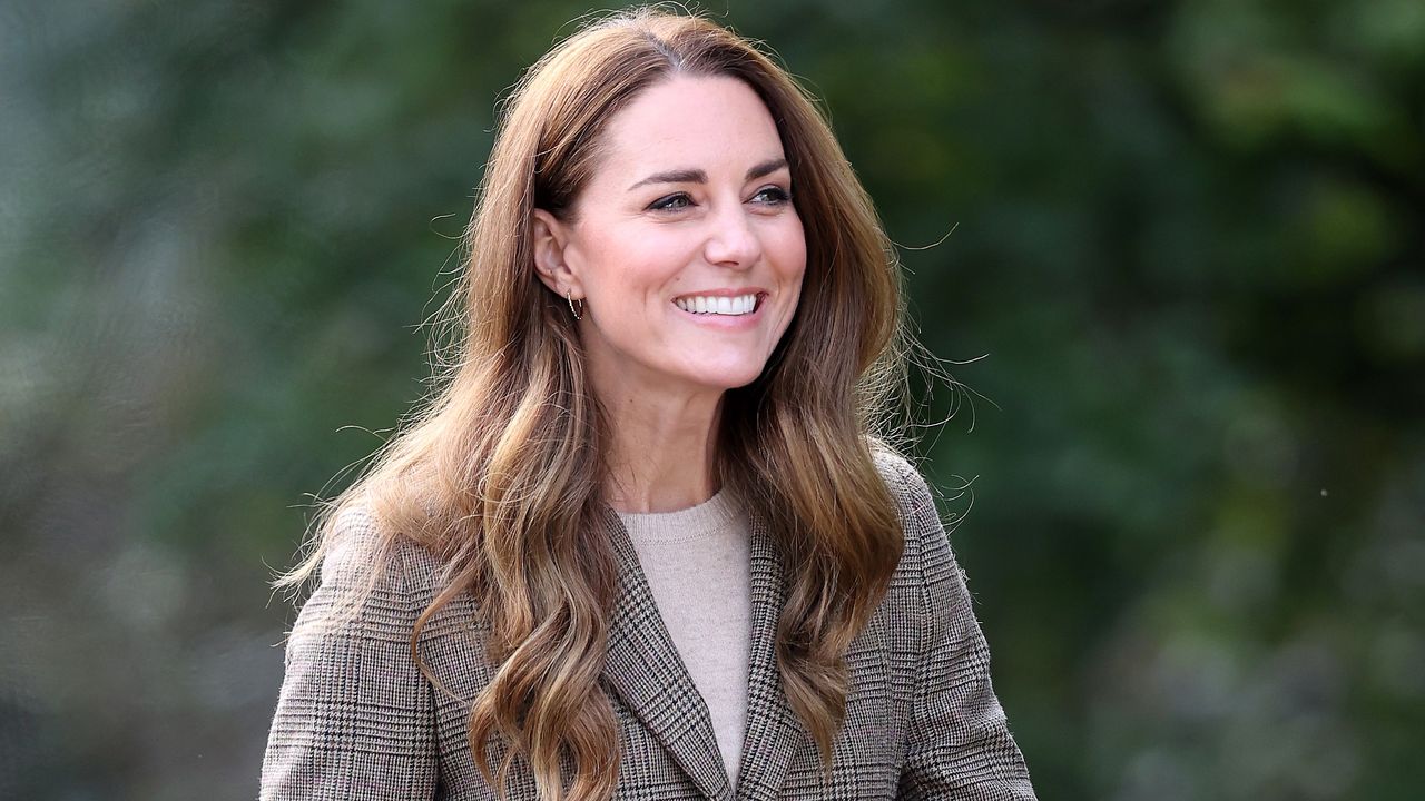 Kate Middleton's go-to autumn boots are the practical yet elegant ...