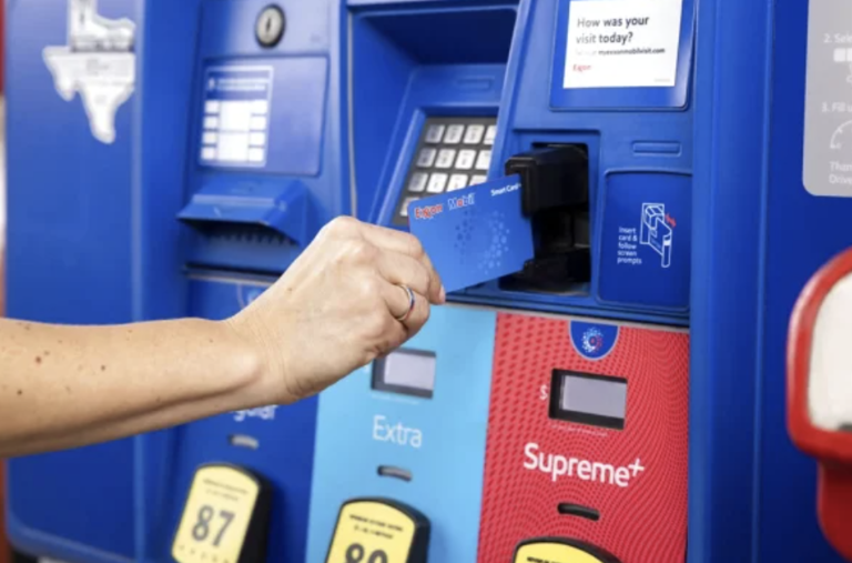 Gas prices: Fall to $4.39 per gallon, dropping 16 cents in one week
