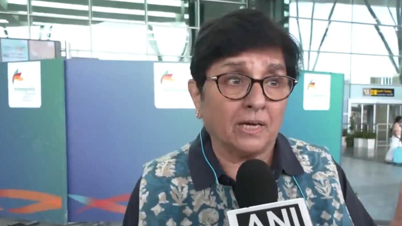 "Literate Beggars": Ex IPS Officer Kiran Bedi Condemns Nikki Bhati ...