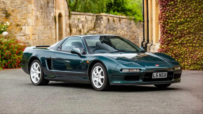 This Twin-Turbo AWD Monster Was The Most Powerful Japanese Car Of The ...