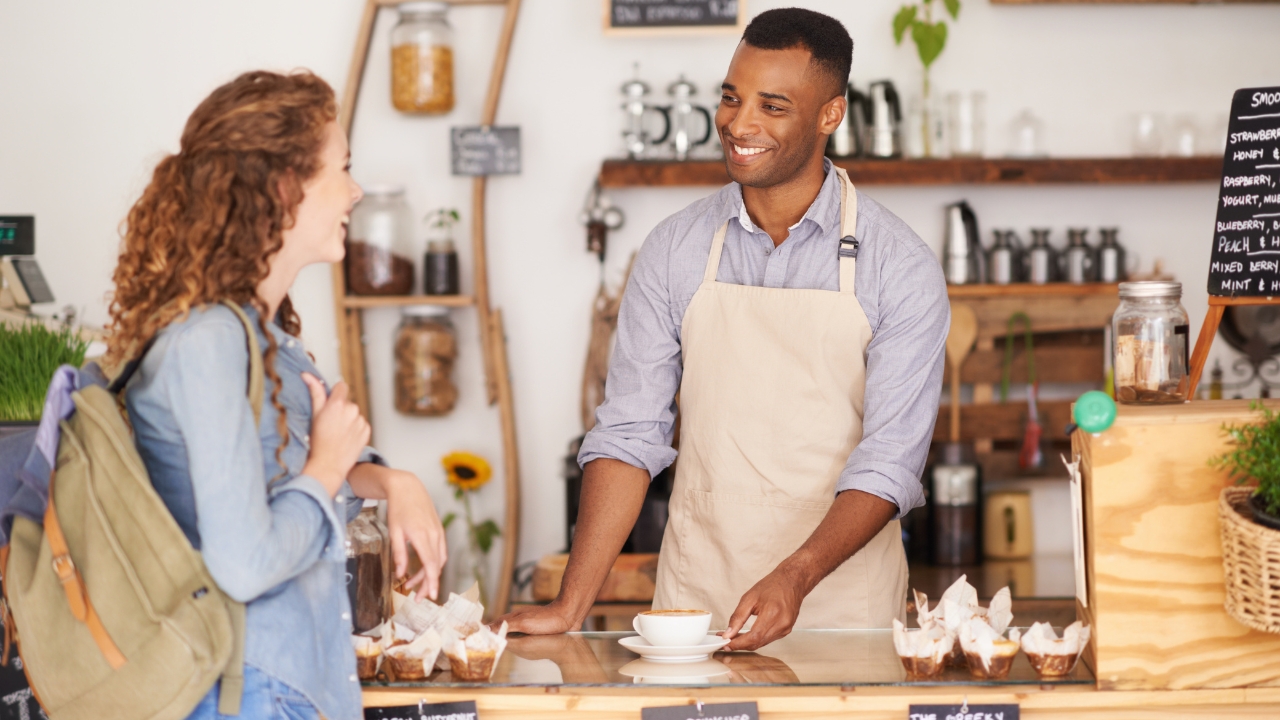 13 Things That’ll Feel Awkward in a Small Town Until They Don’t