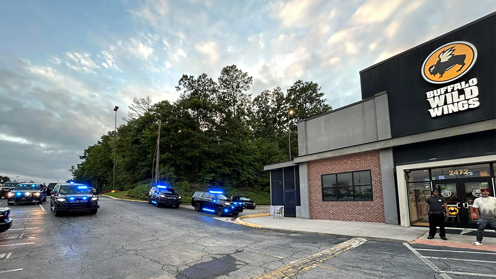 Argument between employees leads to deadly shooting at Buffalo Wild Wings, officers say