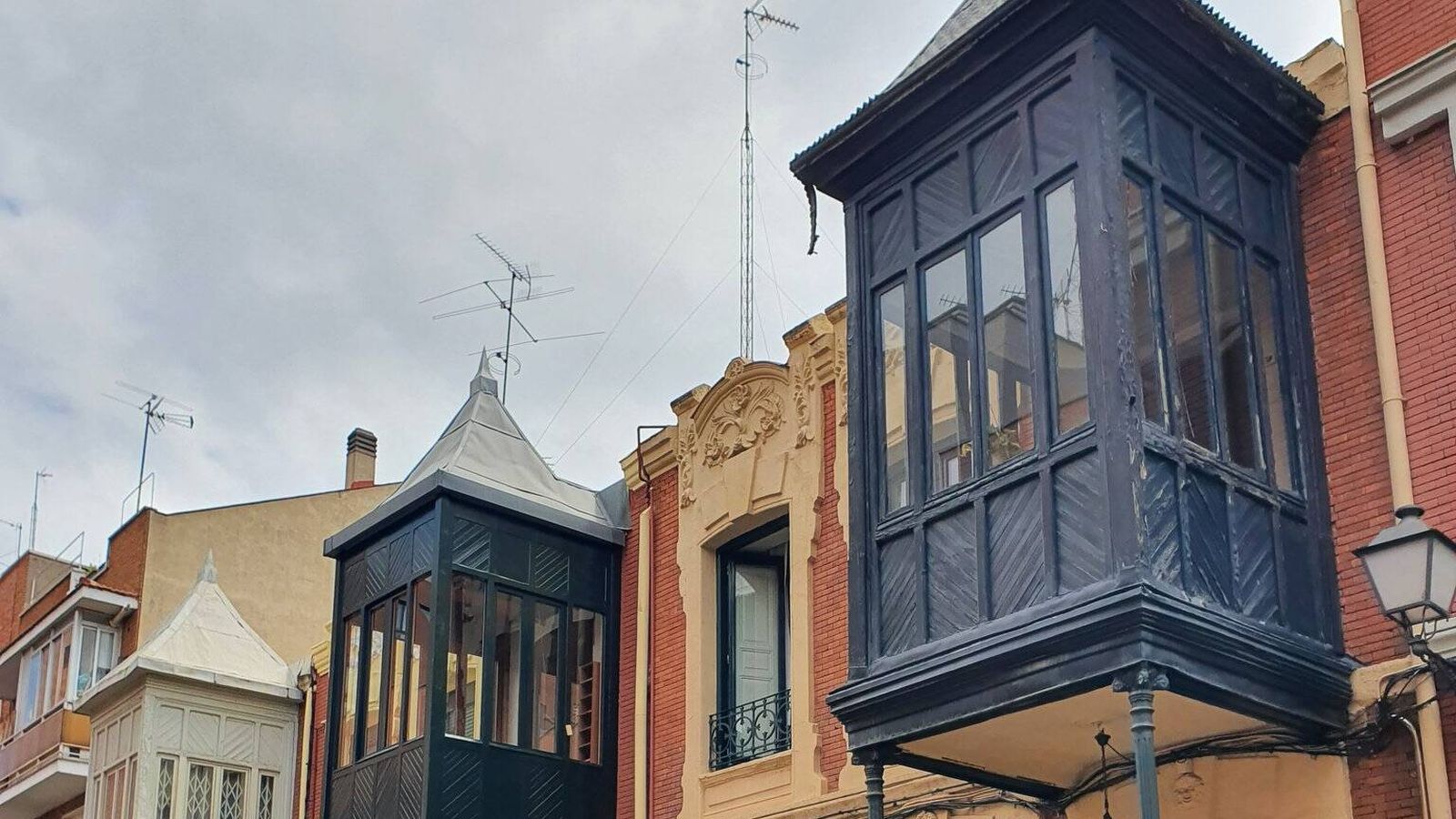 La preciosa colonia modernista de Madrid de la que "apenas han ...