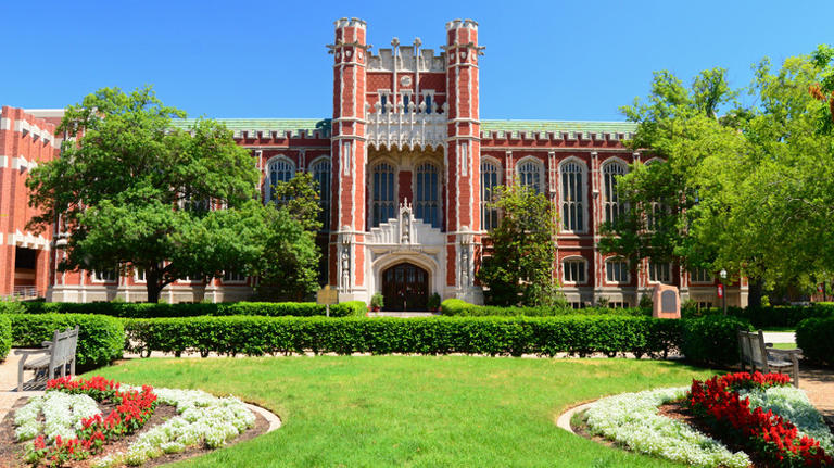 Oklahoma's Heartland College City Is A Creative Hub With Lake Days ...