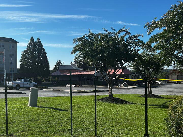 Early morning fire destroys South Carolina Hooters