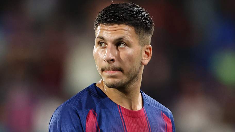 ‘Race Against Time’—Barcelona Risk Losing Summer Signing Before His ...