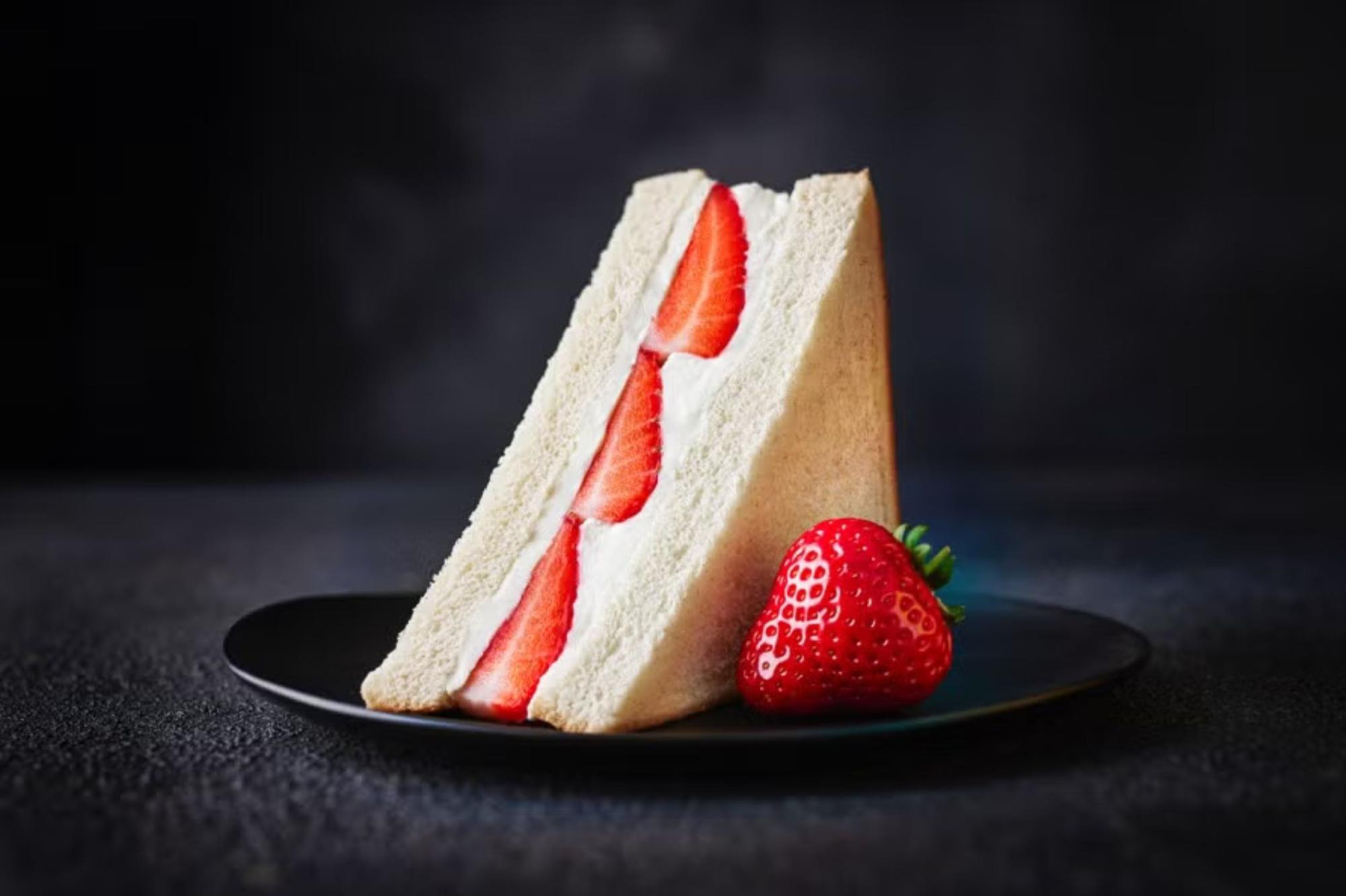 The ‘amazing’ Scottish chippy that’s deep fried the M&S strawberry ...