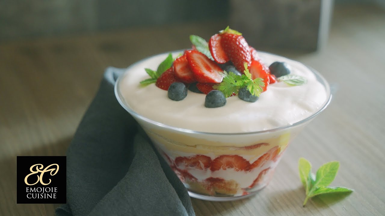 I can’t get enough of this creamy trifle!
