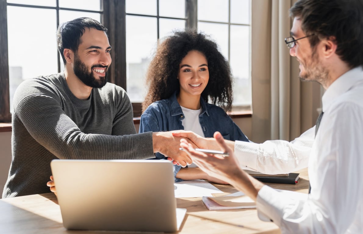 7 moves homeowners should make before interest rates drop