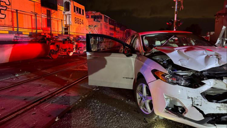 'Moderate damage' to vehicle at railroad crossing