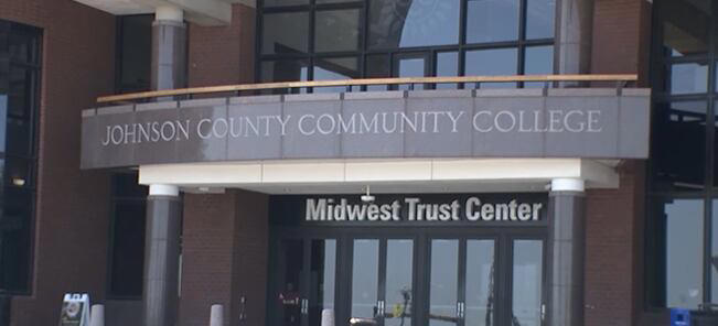 Johnson County Community College welcomes thousands of students back to ...
