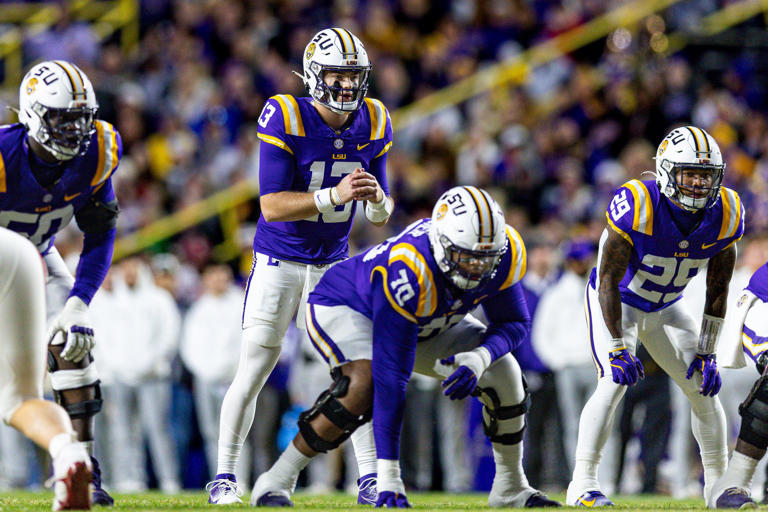 LSU football: Final depth chart prediction for LSU's offense entering ...
