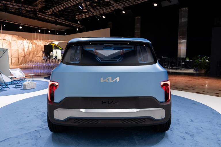Kia EV2, tutto pronto a Zilina per la piccola elettrica da 30mila euro ...