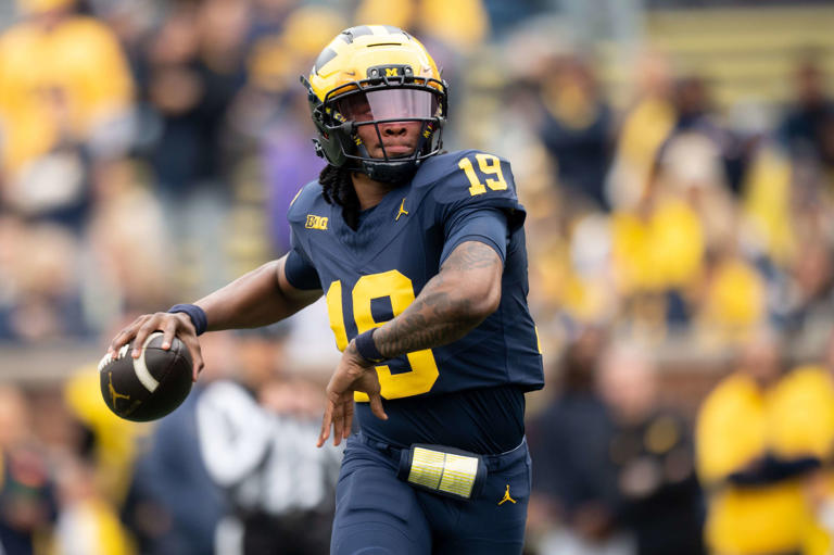 Inside Michigan’s decision to name freshman Bryce Underwood starting QB