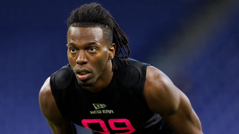 Bears make move on Zah Frazier while 11 players sent packing home