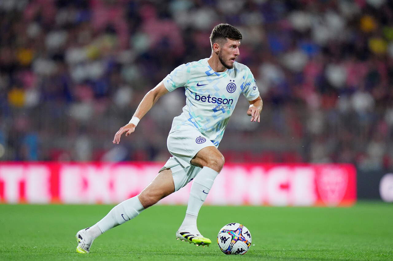 Sucic, assist al debutto con l'Inter in Serie A. Chi è: età, altezza ...