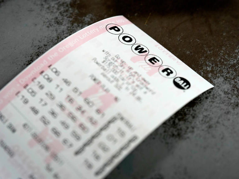Powerball grows to $815 million after no winners in Monday's drawing