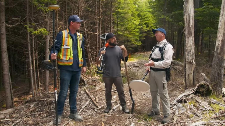 Which Metal Detectors Do They Use On The Curse Of Oak Island?
