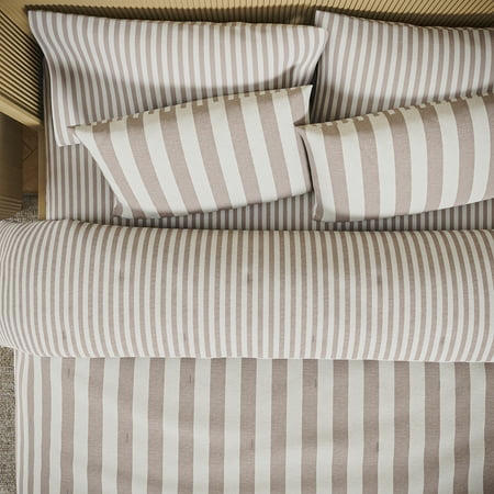 Goodbye plain white sheets – Drew Barrymore designed a botanical ...