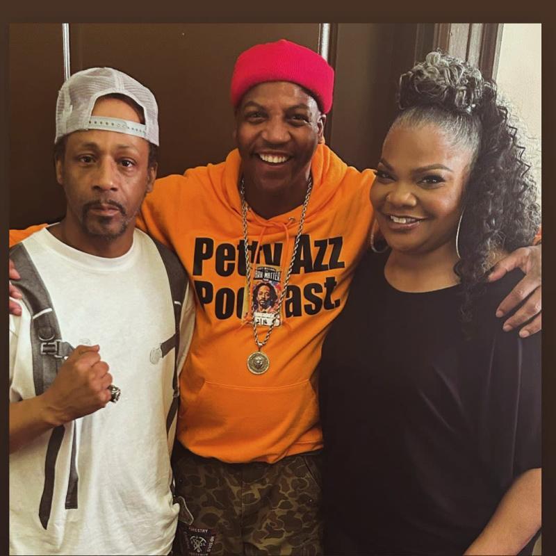 Comedian Reggie Carroll Dead in Shooting at 52 as Cops Arrest Suspect