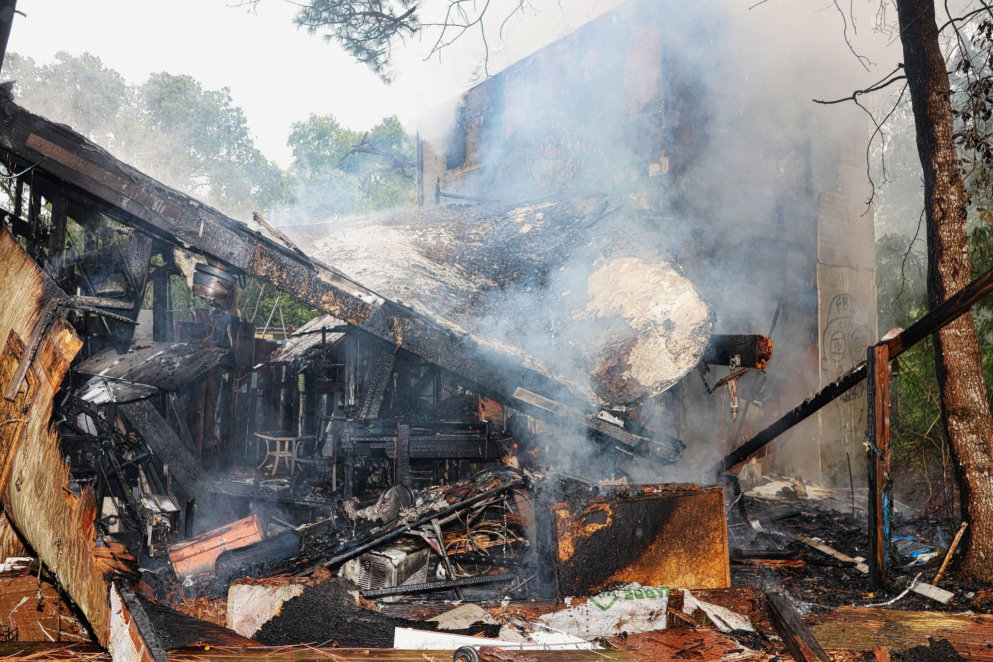 Navarre structure a total loss after lightning strike starts fire