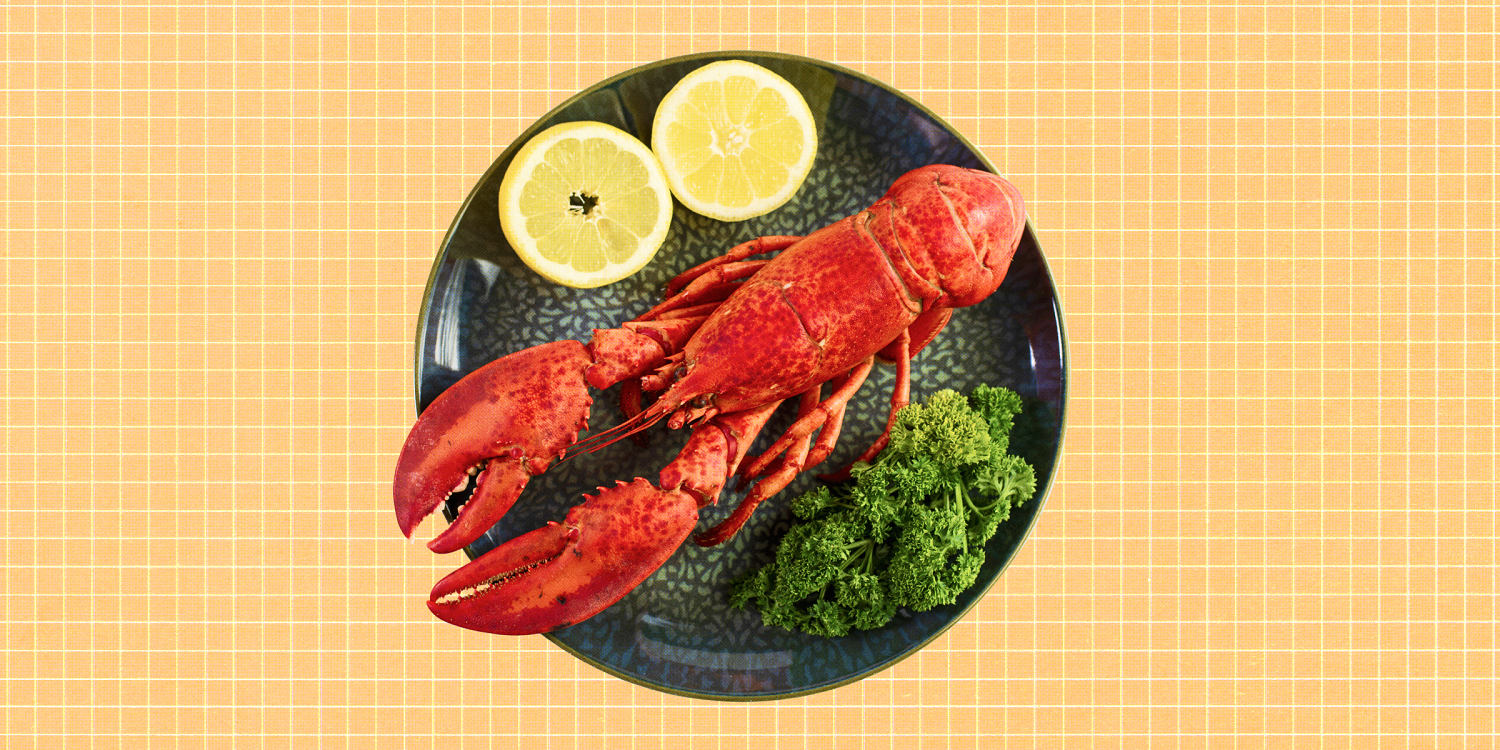 A Chef’s Trick To Getting Every Last Bit Of Meat From a Cooked Lobster