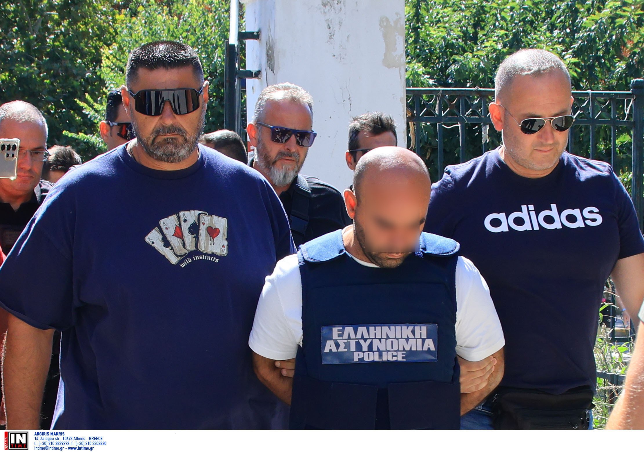 Γυναικοκτονία στον Βόλο: Ο 13χρονος γιος όρμησε στον 40χρονο για να ...