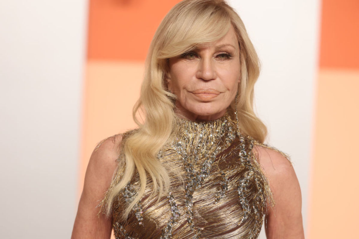 Donatella Versace, 70, Looks Completely Different in New Photo You Have ...
