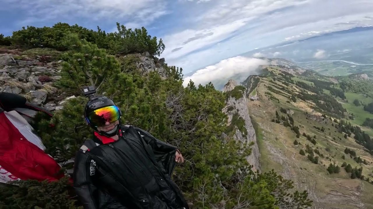 Wingsuit Heaven in the Swiss Alps - Stauberen Run