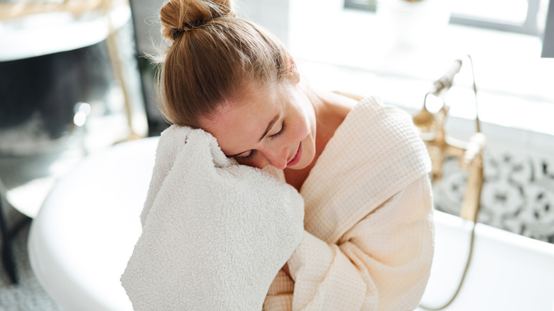 Soften Up Stiff Towels With An Overlooked Remedy That Actually Works