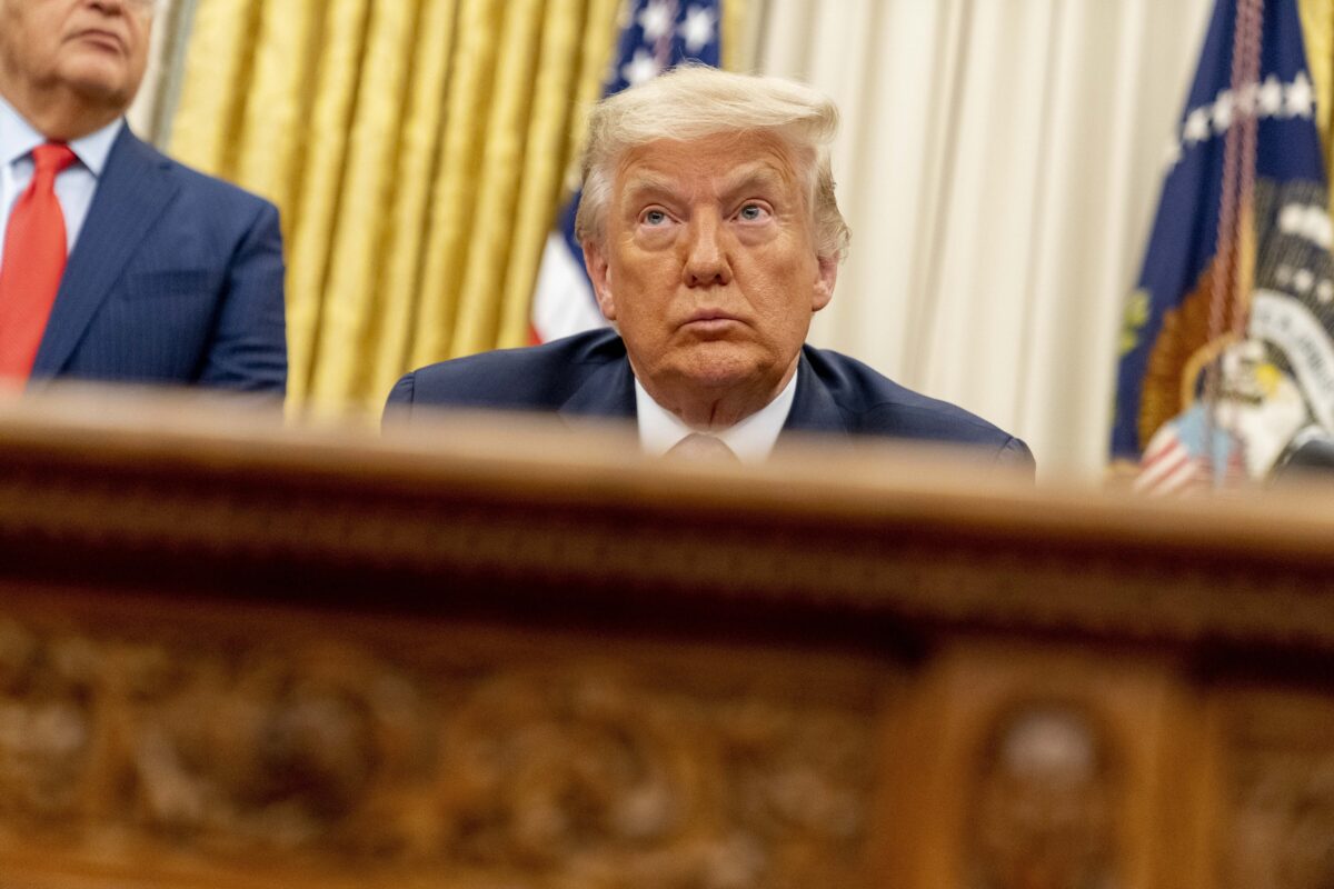 Trump Planning to Sign Executive Order Cracking Down on Flag Burning ...