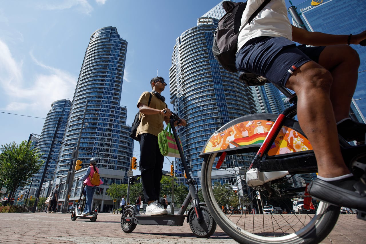 Toronto police target e-bike, e-scooter riders in 'needed' enforcement ...