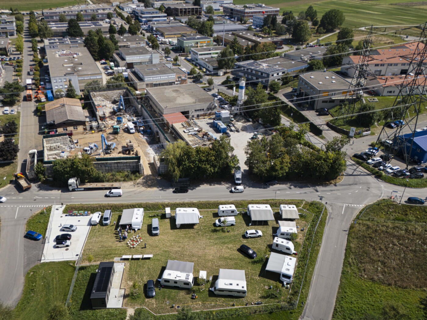Mont-sur-Lausanne: l'aire de passage pour les Yéniches inaugurée