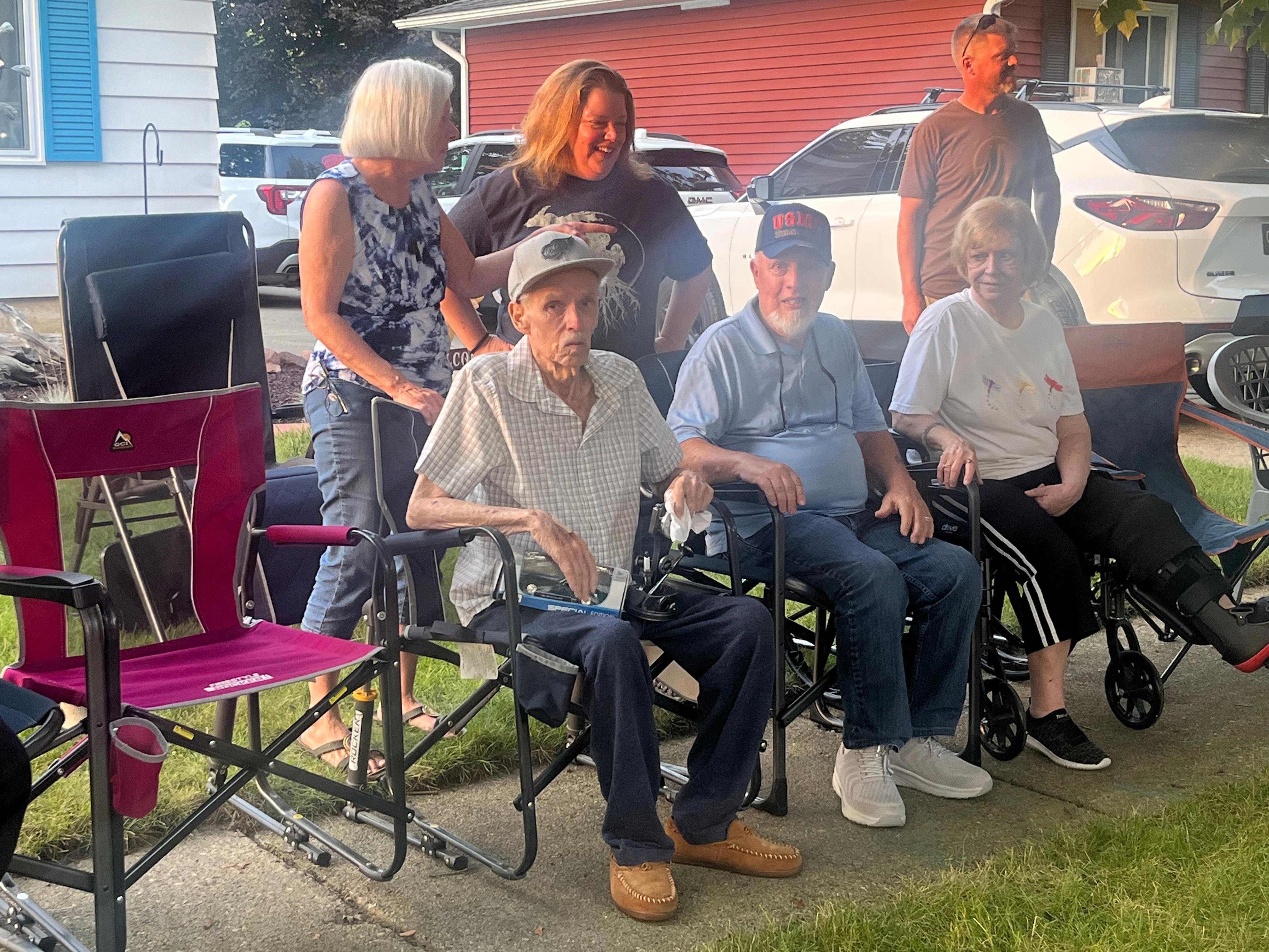 Michigan friends and family surprise dying man with one last dream cruise