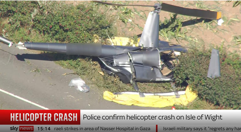 Isle of Wight helicopter crash latest: Three people killed in crash ...